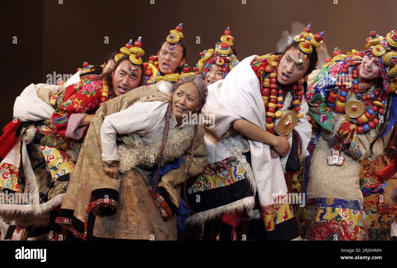 Tibetan riddle hi-res stock photography and images - Alamy