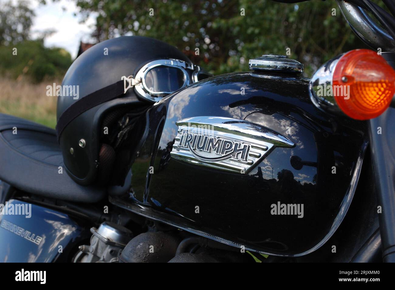 Triumph petrol tank hi-res stock photography and images - Alamy