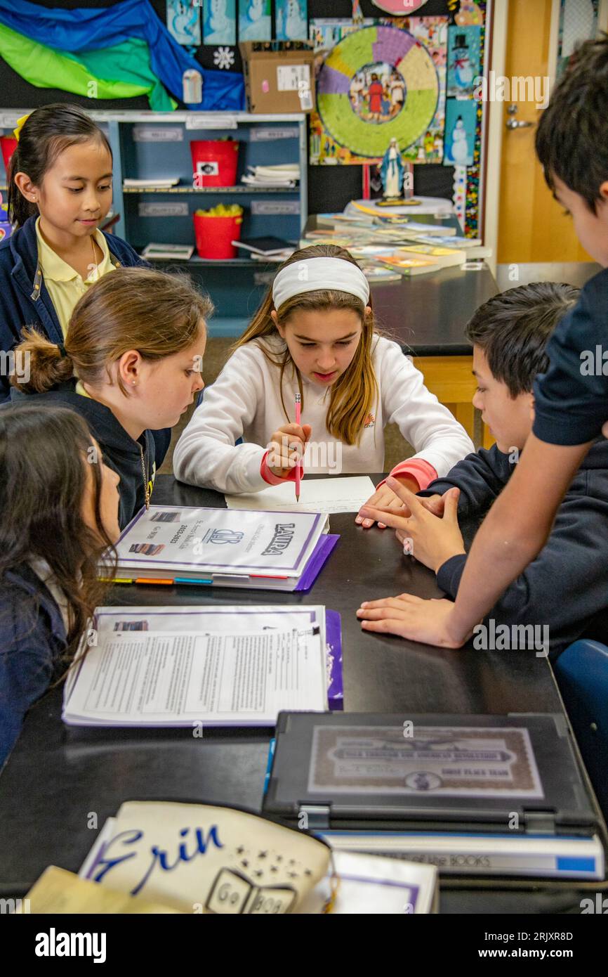 Catholic school uniform classroom hi-res stock photography and images ...