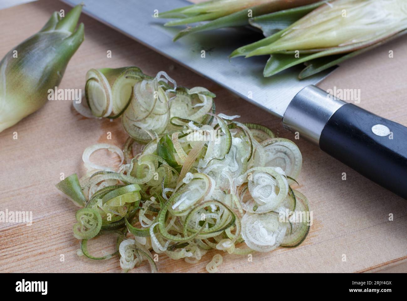 Sliced Japanese myoga ginger garnish and knife Stock Photo - Alamy