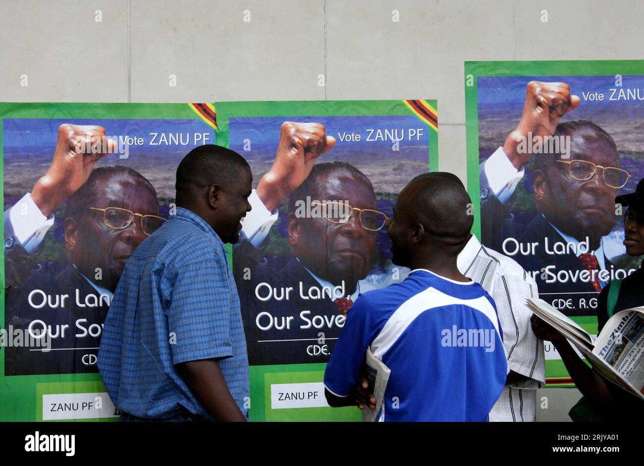 Harare poster hi-res stock photography and images - Alamy