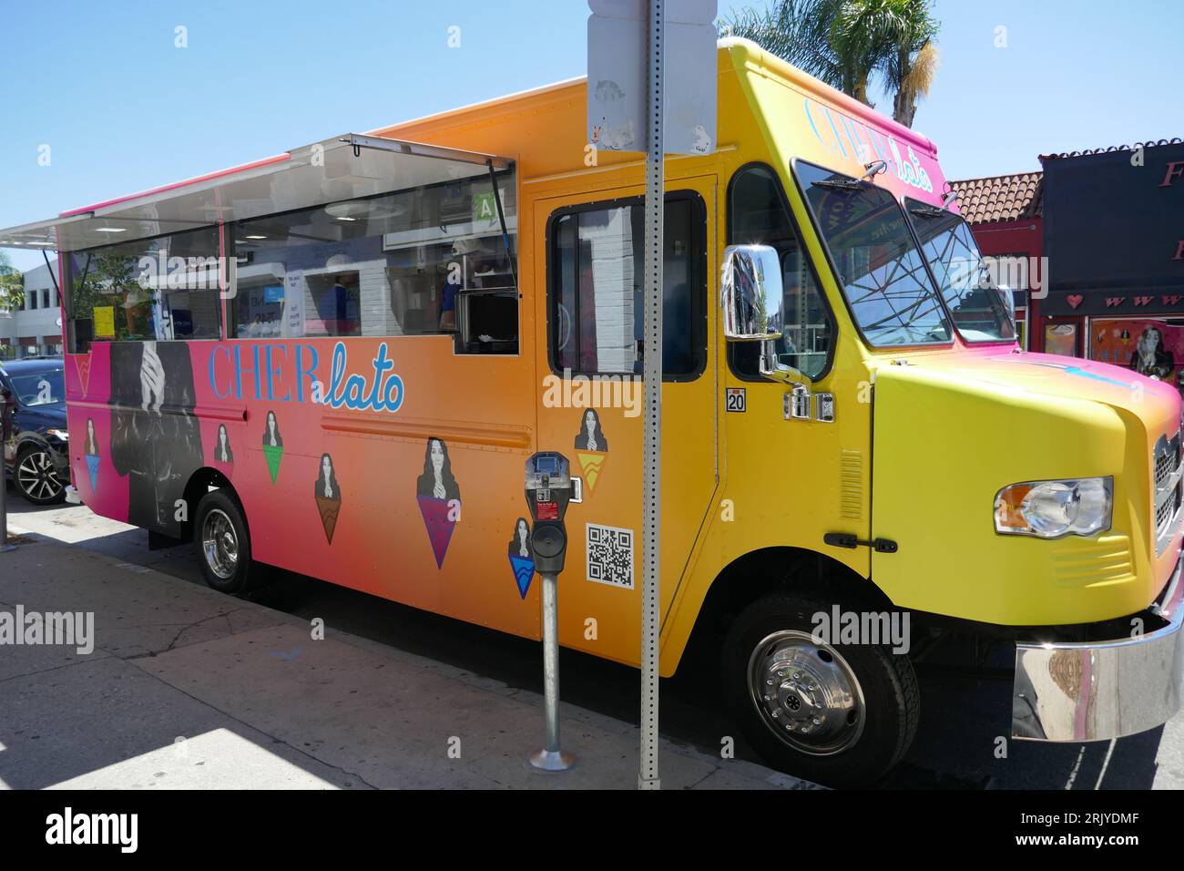 Los Angeles California Usa 23rd August 2023 Singer Cher Cherlato Gelato Truck On Melrose