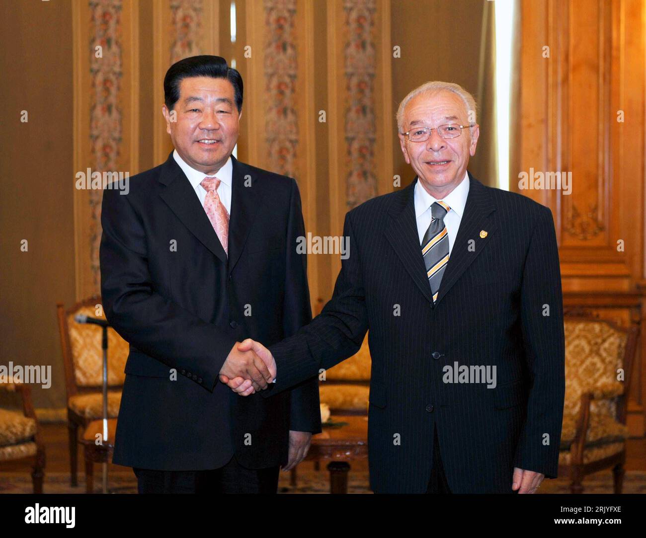 Vacaroiu hi-res stock photography and images - Alamy