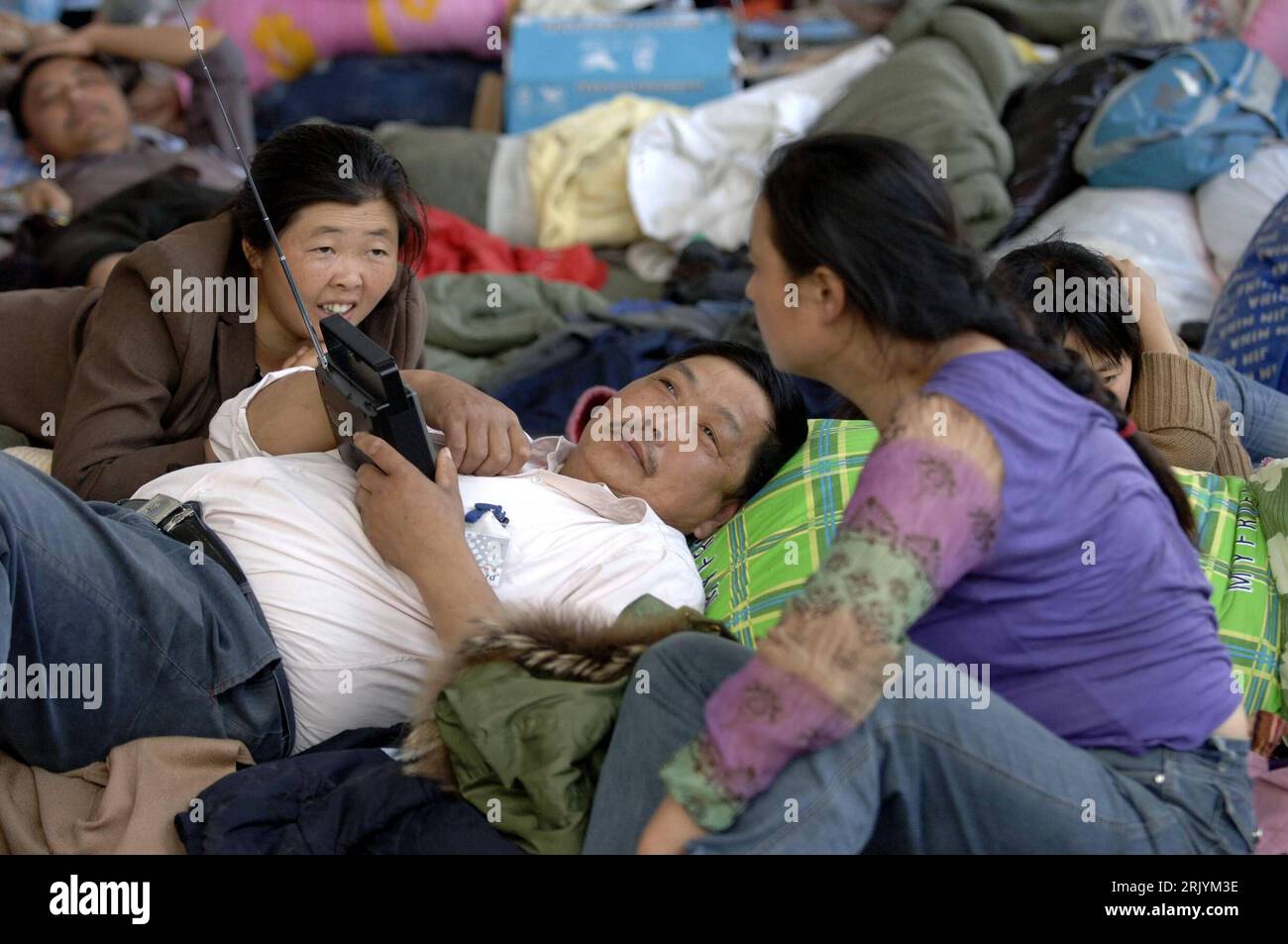 Radio listen to a radio earthquake hi-res stock photography and images ...