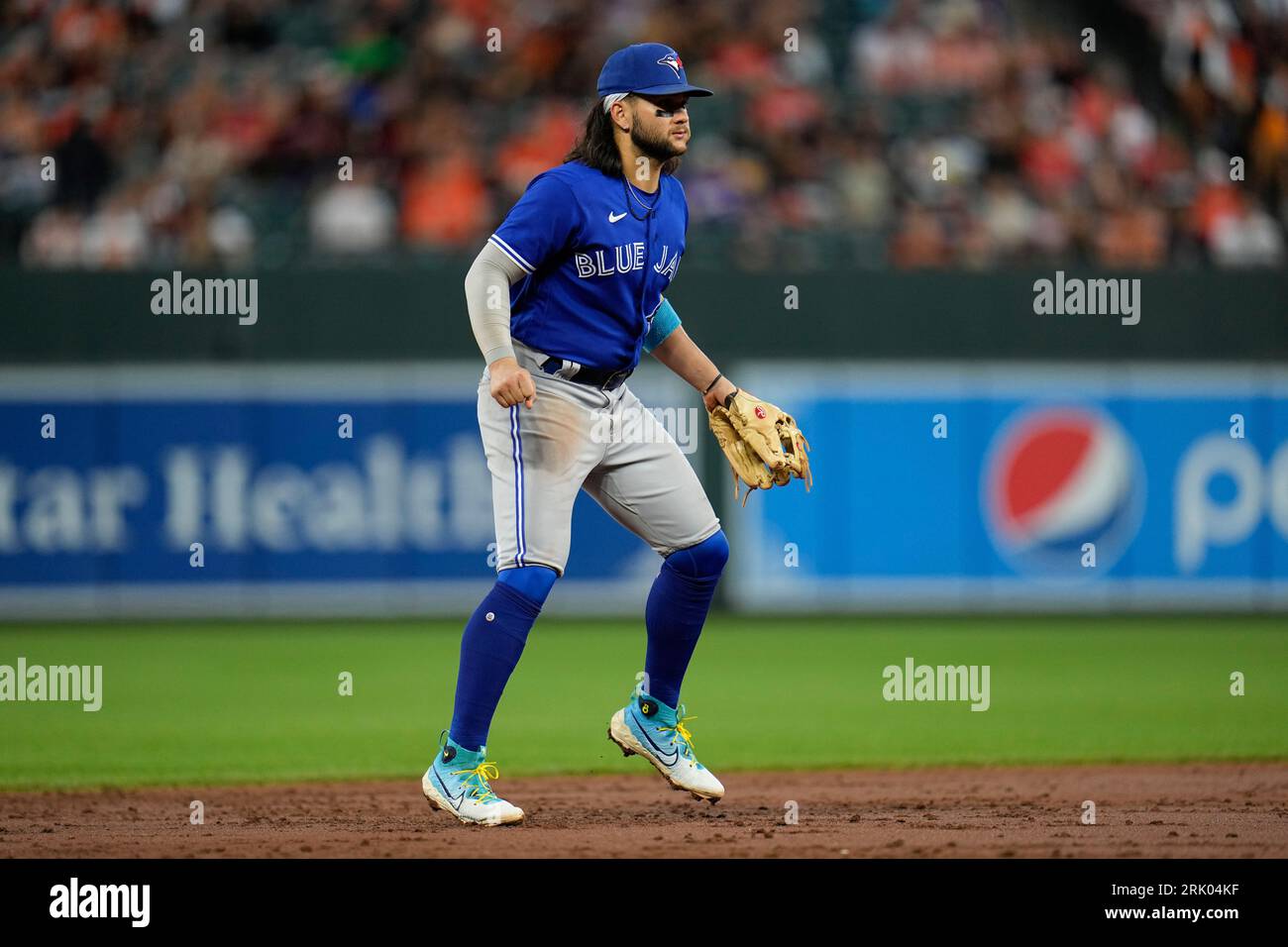 Toronto Blue Jays shortstop Bo Bichette waits for a pitch during the ...