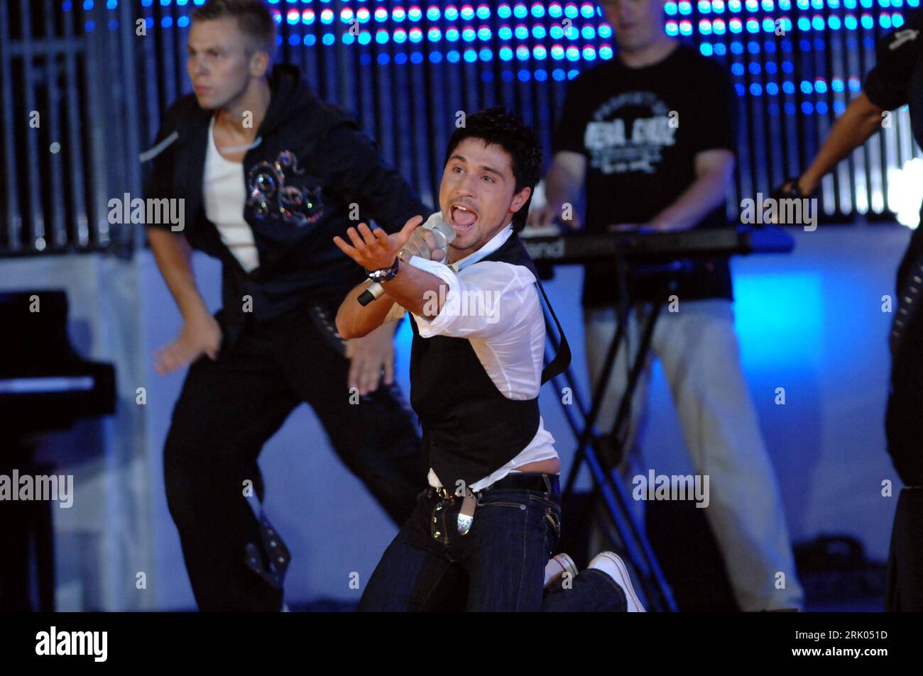 Singer dima bilan hi-res stock photography and images - Alamy