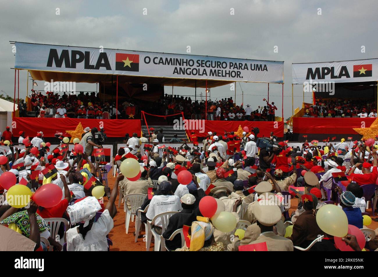 Mpla luanda angola hi-res stock photography and images - Alamy