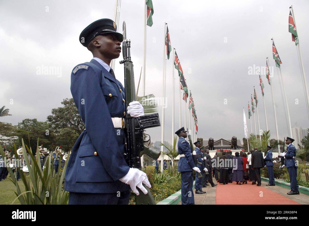 Soldier from kenya hi-res stock photography and images - Alamy