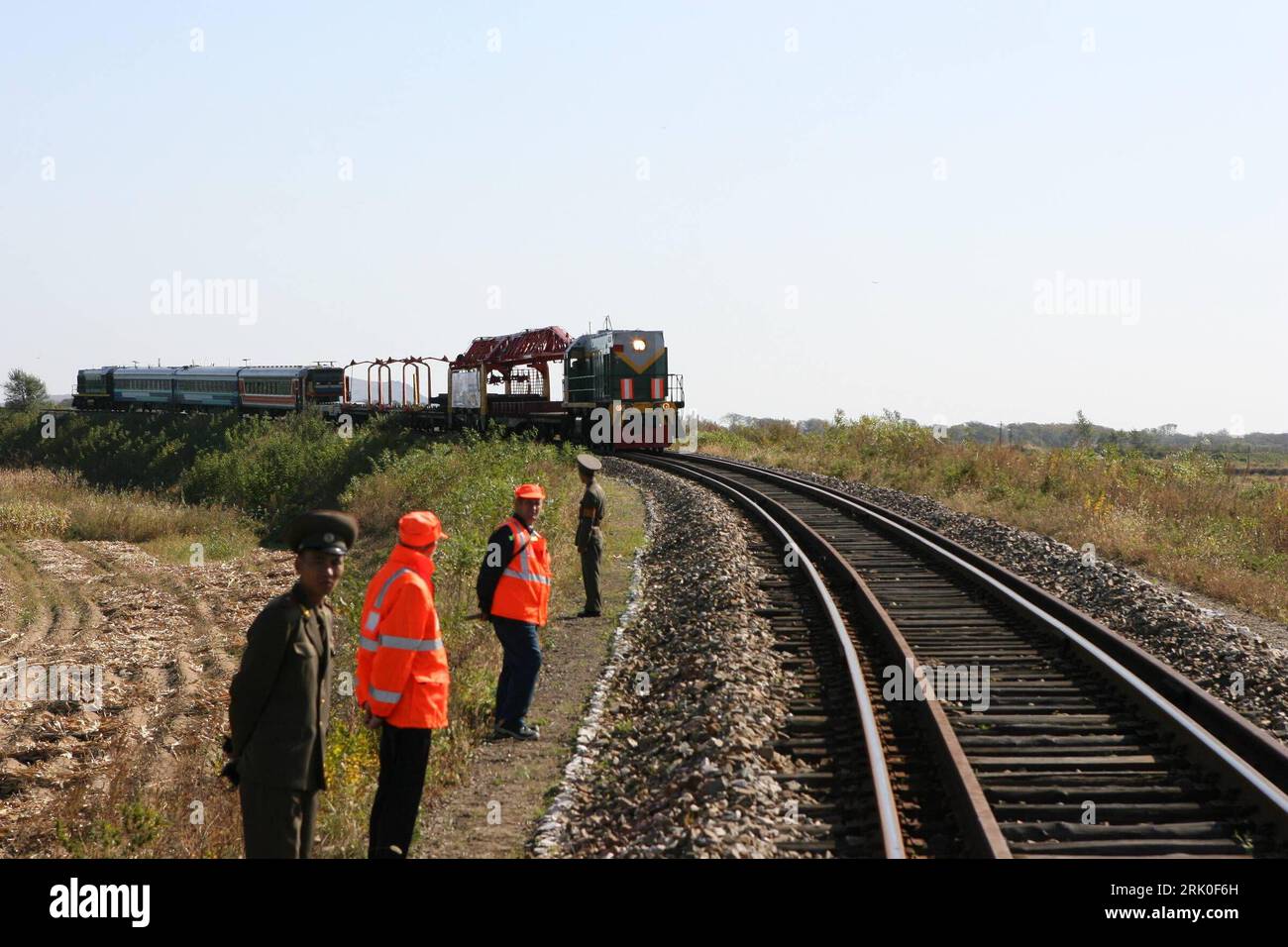 T schiene hi-res stock photography and images - Alamy