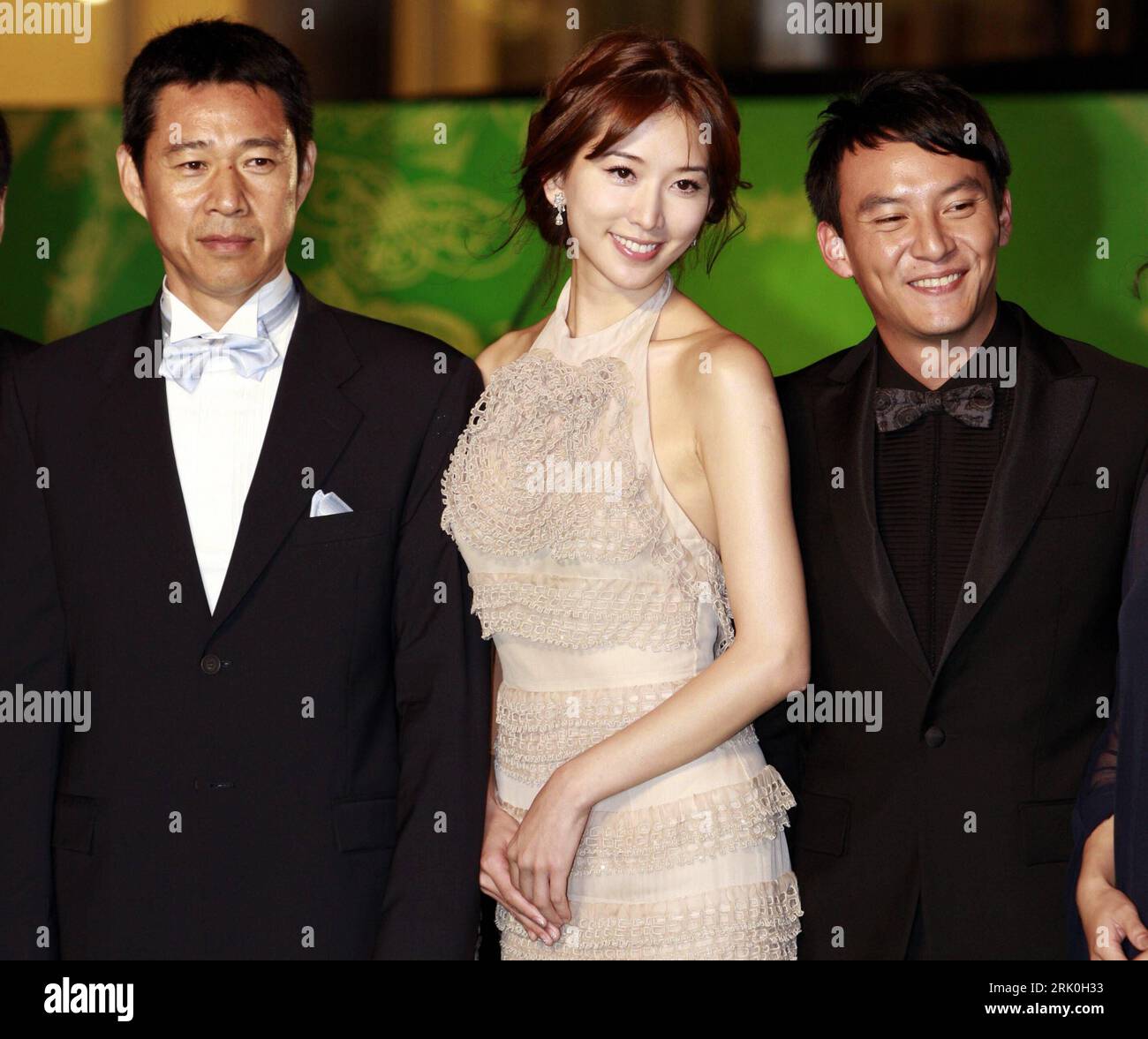 Zhiling hi-res stock photography and images - Alamy