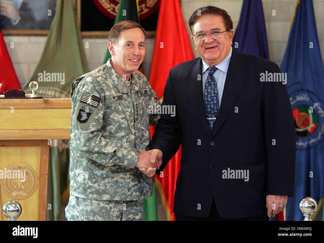 Commander us central command hi-res stock photography and images - Alamy