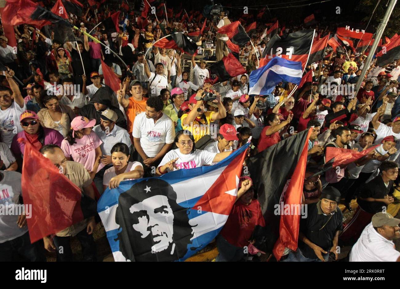 Sandinista national front hi-res stock photography and images - Alamy