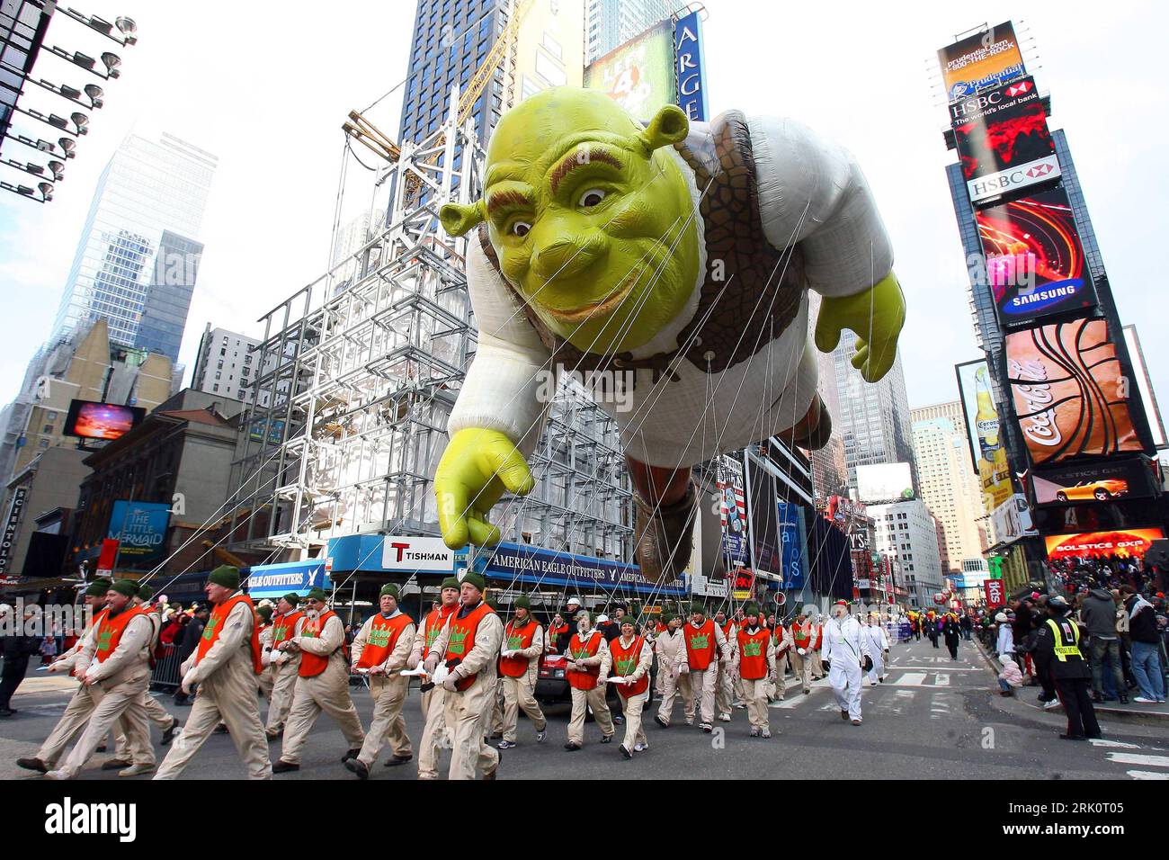 Shrek figure hi-res stock photography and images - Alamy