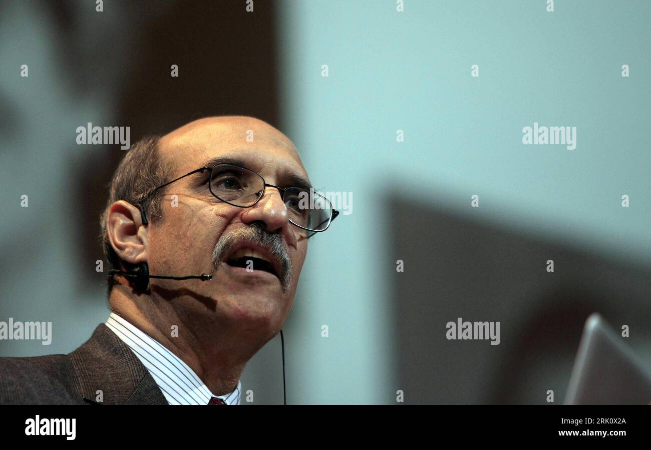 Martin chalfie nobel hi-res stock photography and images - Alamy