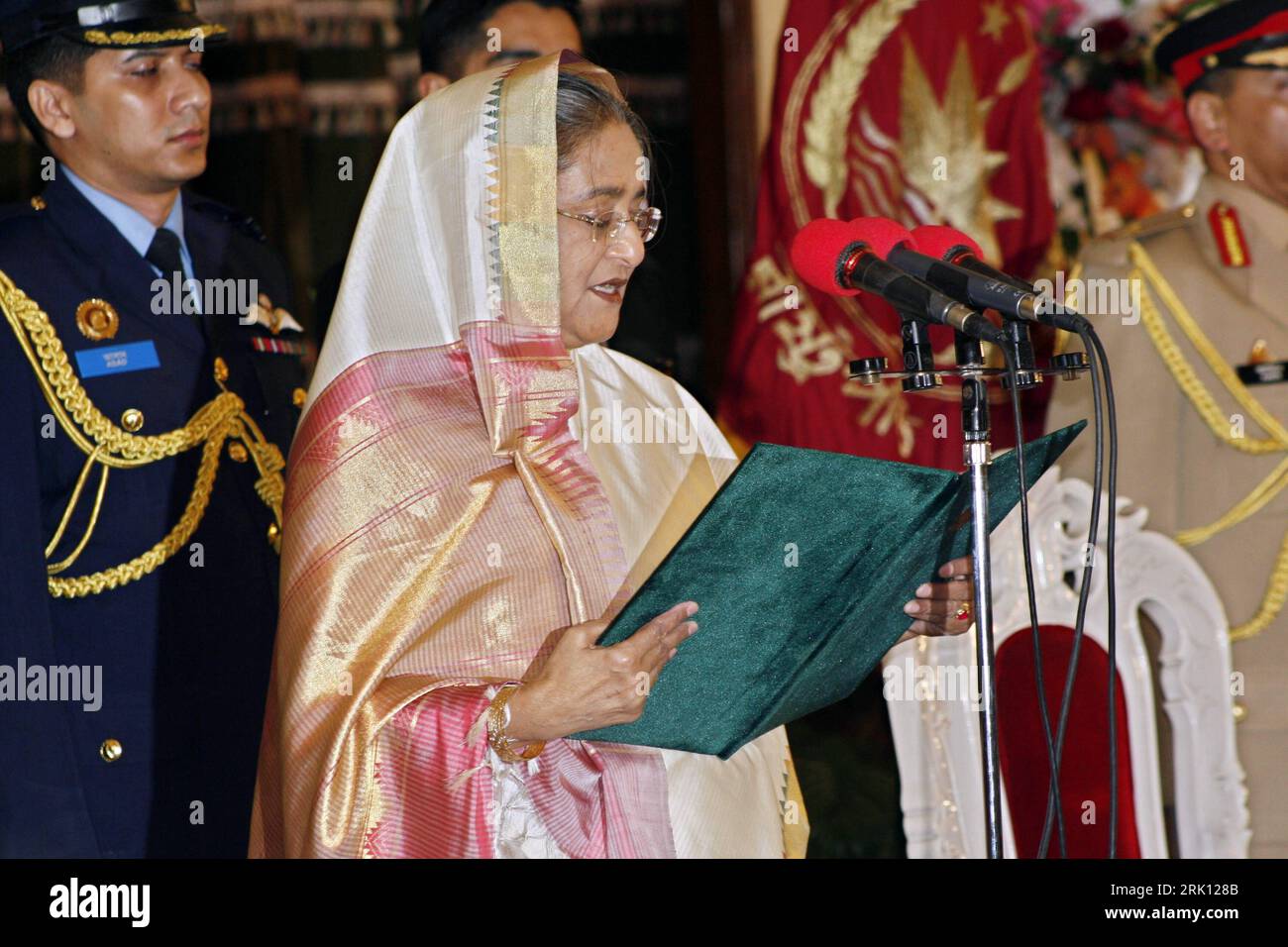 Prime minister sheikh hasina bangladesh hi-res stock photography and ...