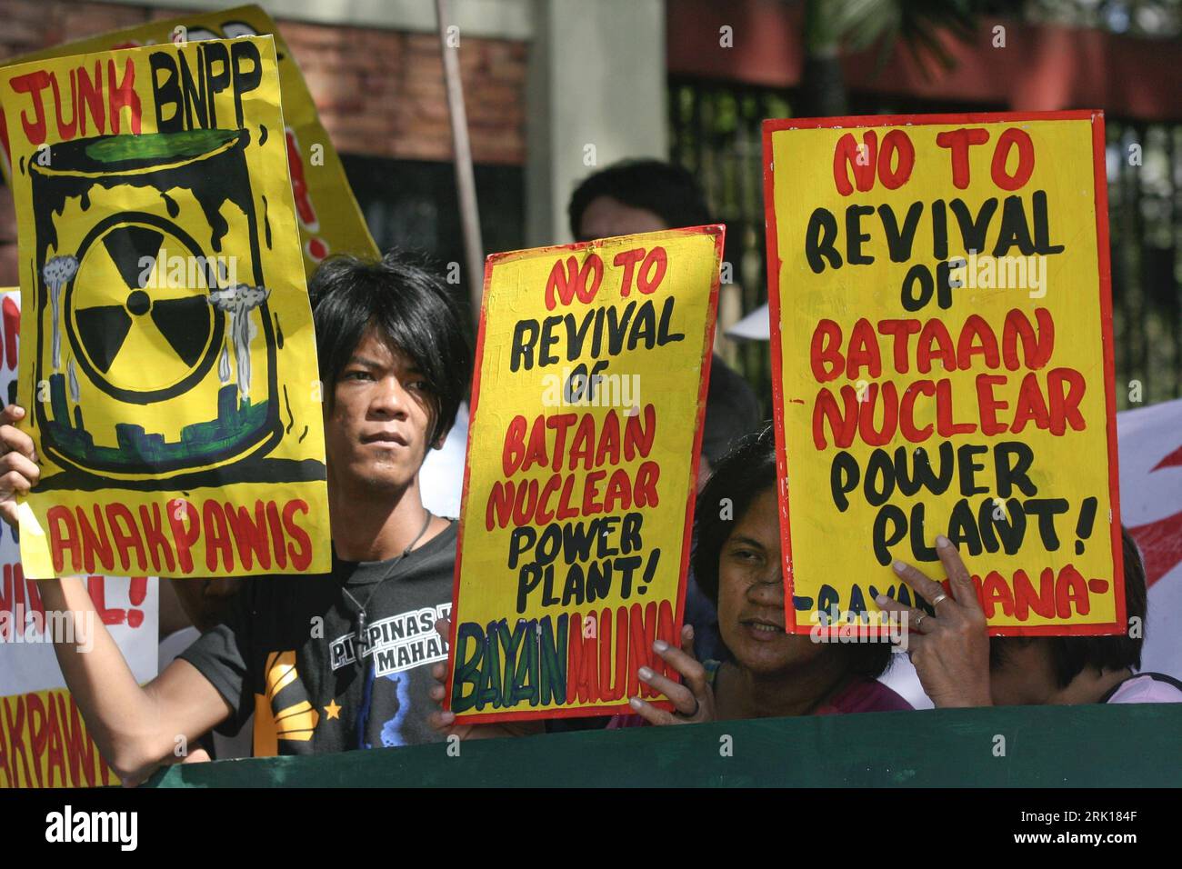 Philippines power plant hi-res stock photography and images - Alamy