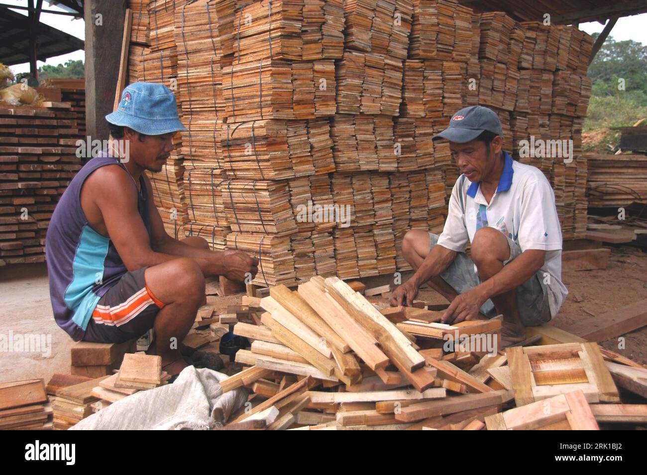 Philippines timber hi-res stock photography and images - Alamy