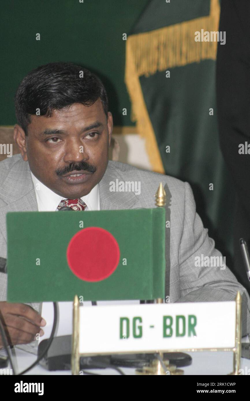 Bangladesh rifles hi-res stock photography and images - Alamy