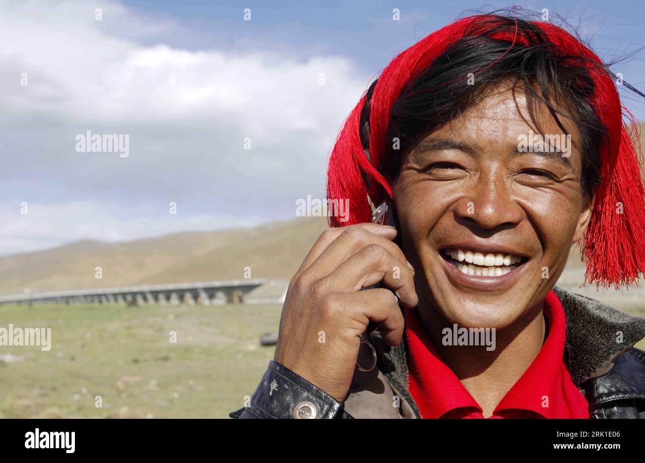 Tibetans china phone hi-res stock photography and images - Alamy