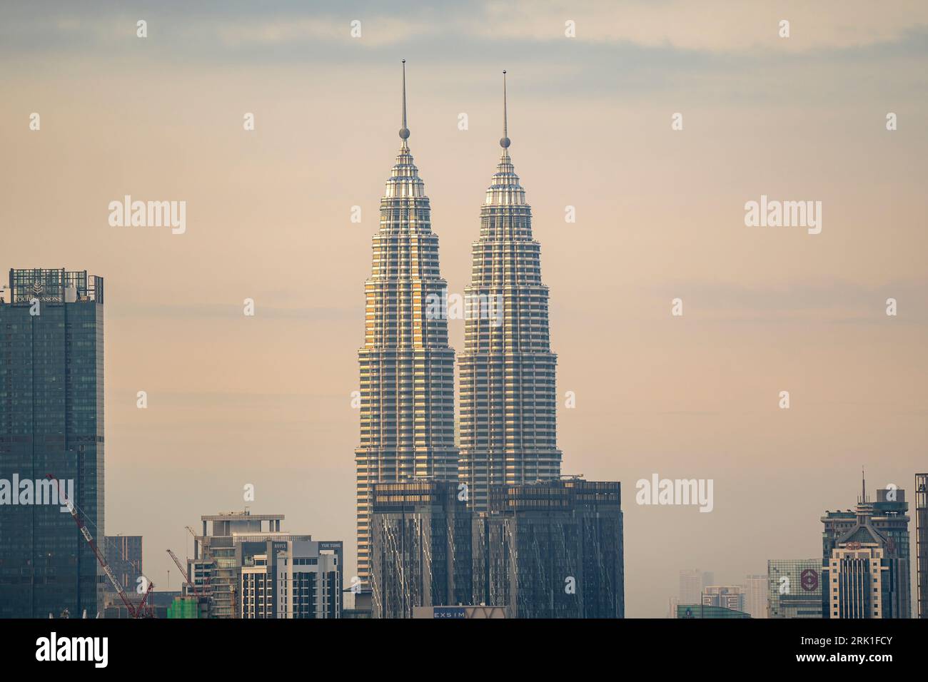 The Petronas Twin Towers are a pair of 88-storey supertall skyscrapers ...