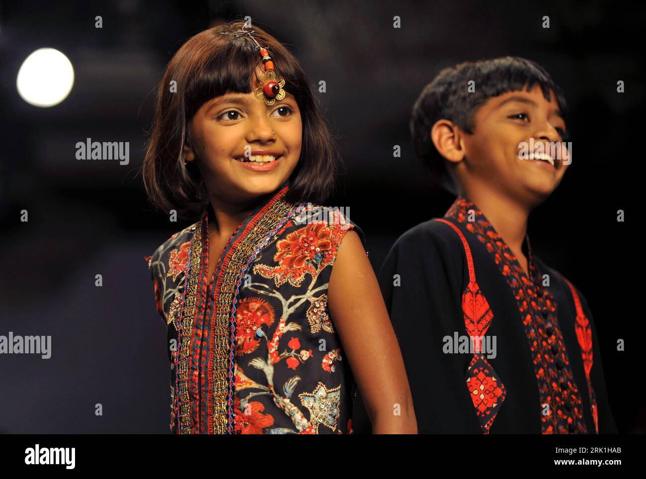Slumdog millionaire rubina ali hi-res stock photography and images - Alamy