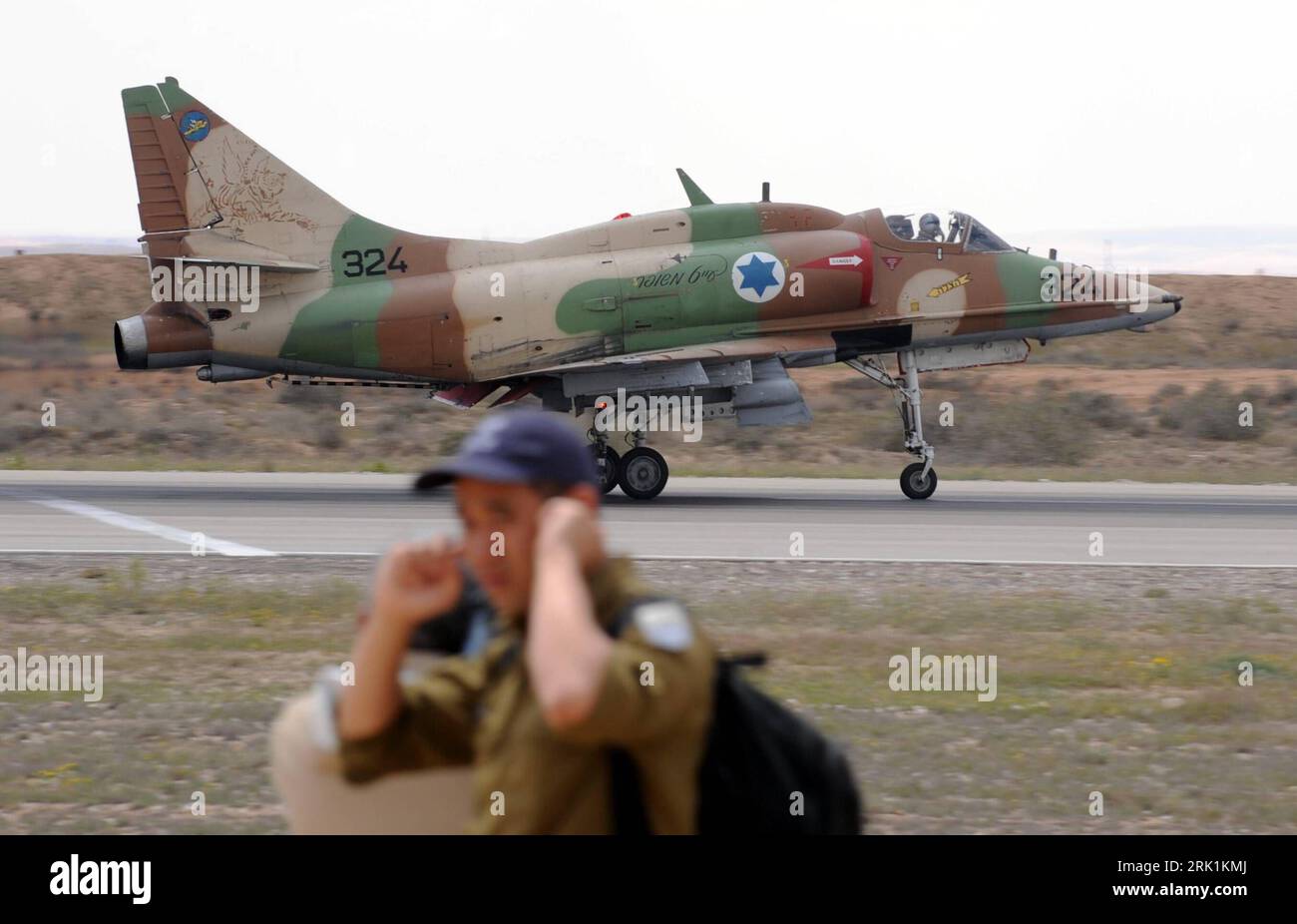 Israeli air force a 4 skyhawk hi-res stock photography and images - Alamy