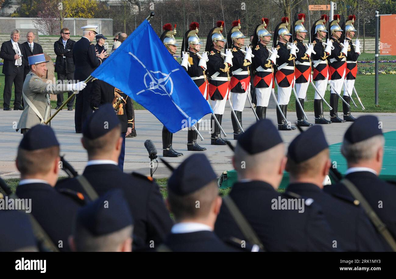 Flagge der streitkräfte hi-res stock photography and images - Alamy