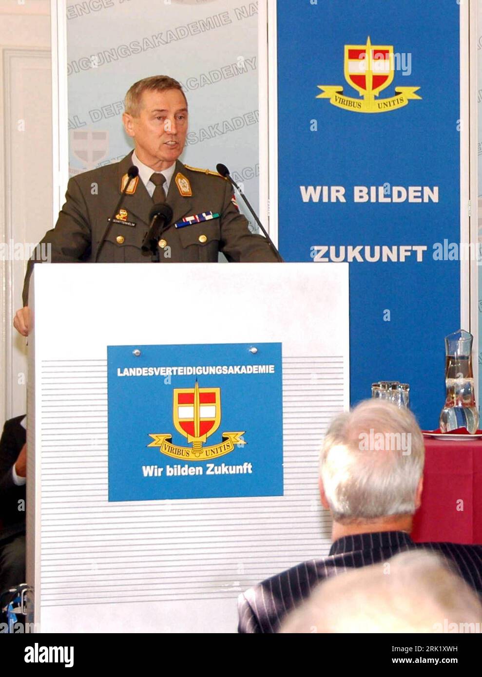 Smlc hi-res stock photography and images - Alamy