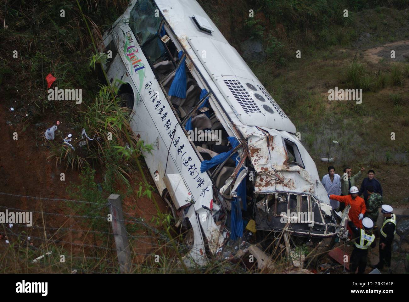 Number 27 bus hi-res stock photography and images - Alamy