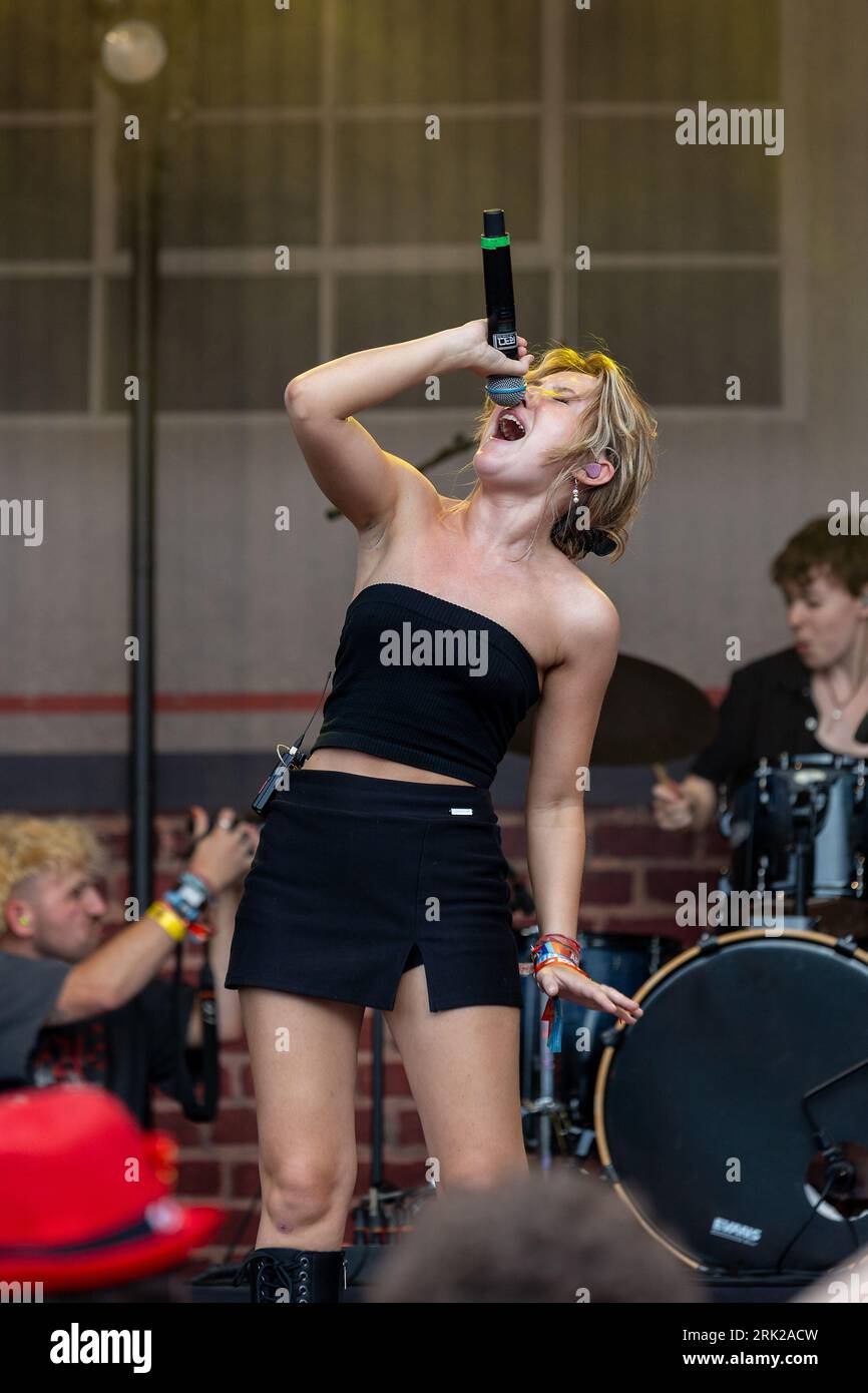 Hannah grae concert hi-res stock photography and images - Alamy