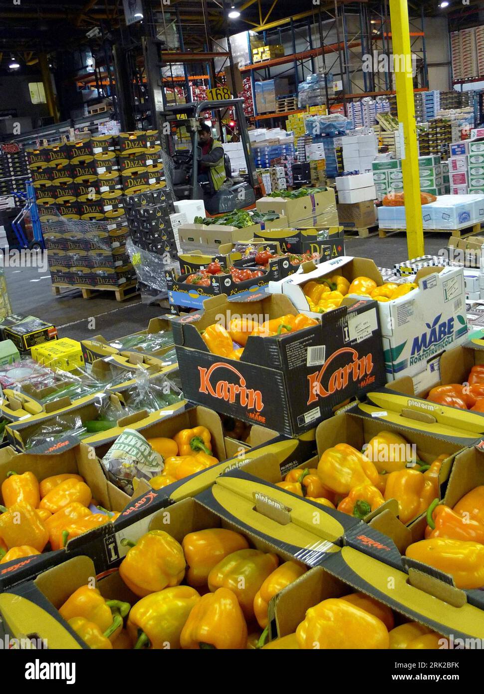 At the new spitalfields market hi-res stock photography and images - Alamy