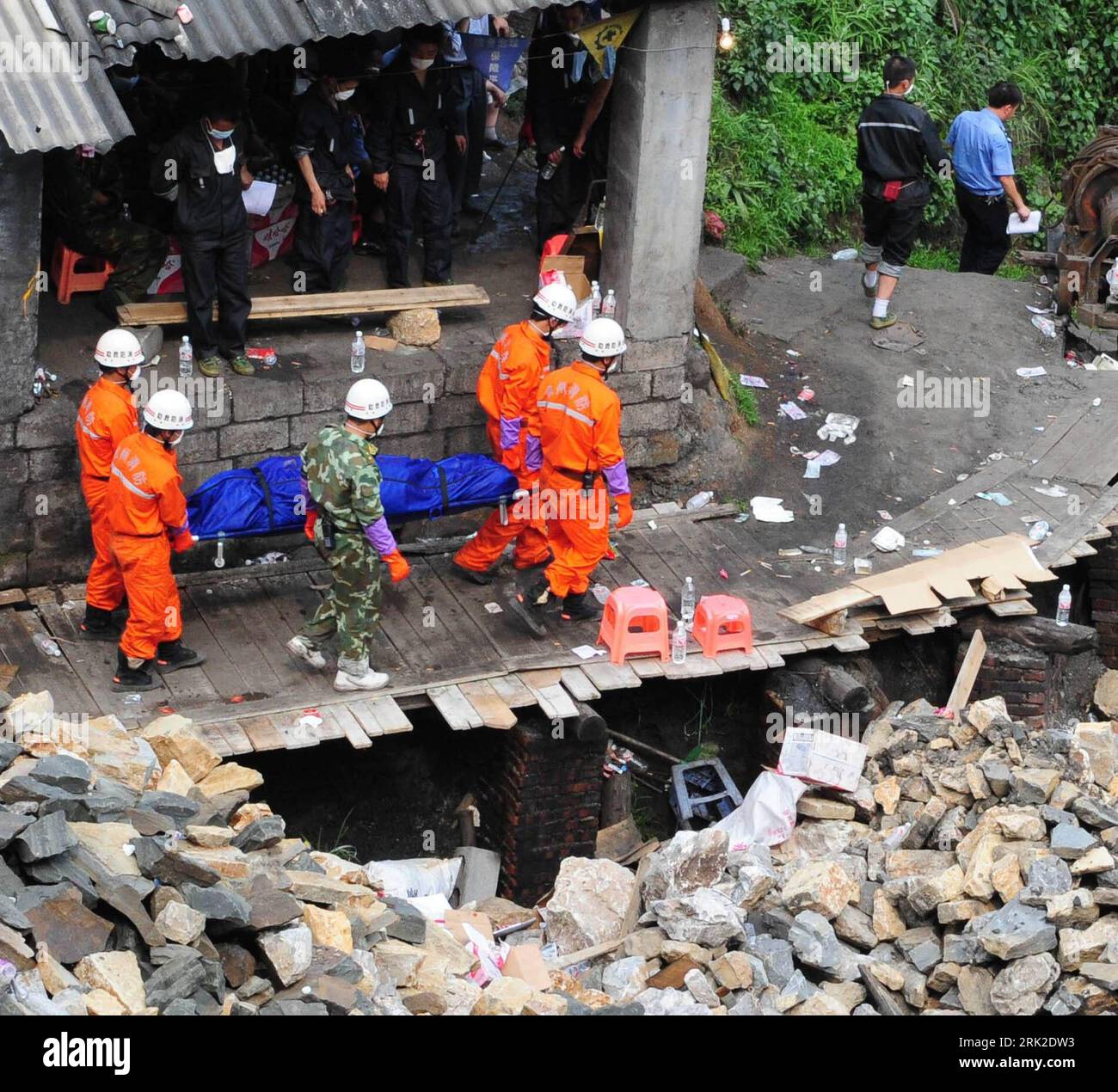 Eingeklemmten hi-res stock photography and images - Alamy