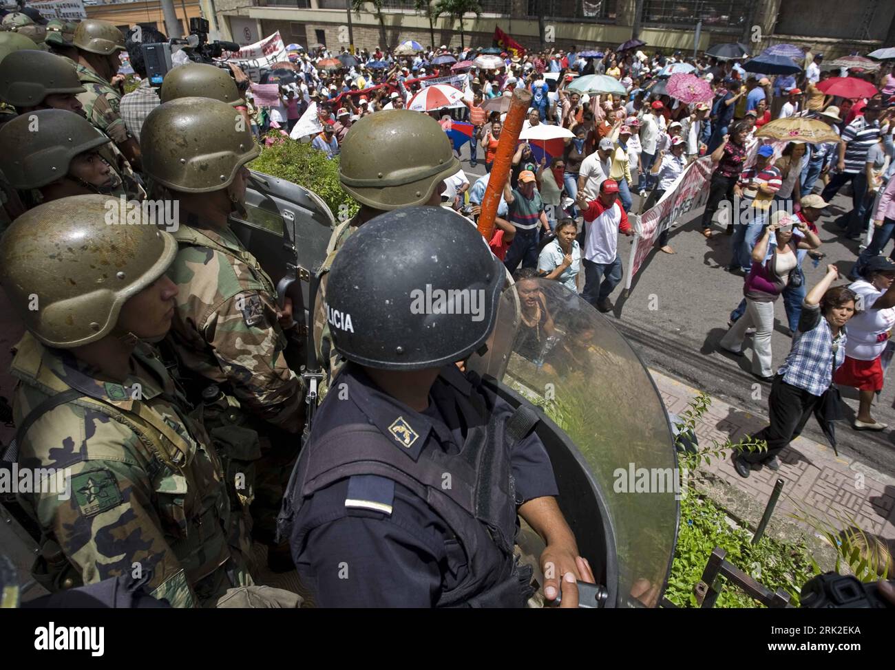 Bildnummer: 53174423 Datum: 02.07.2009 Copyright: imago/Xinhua Pro ...