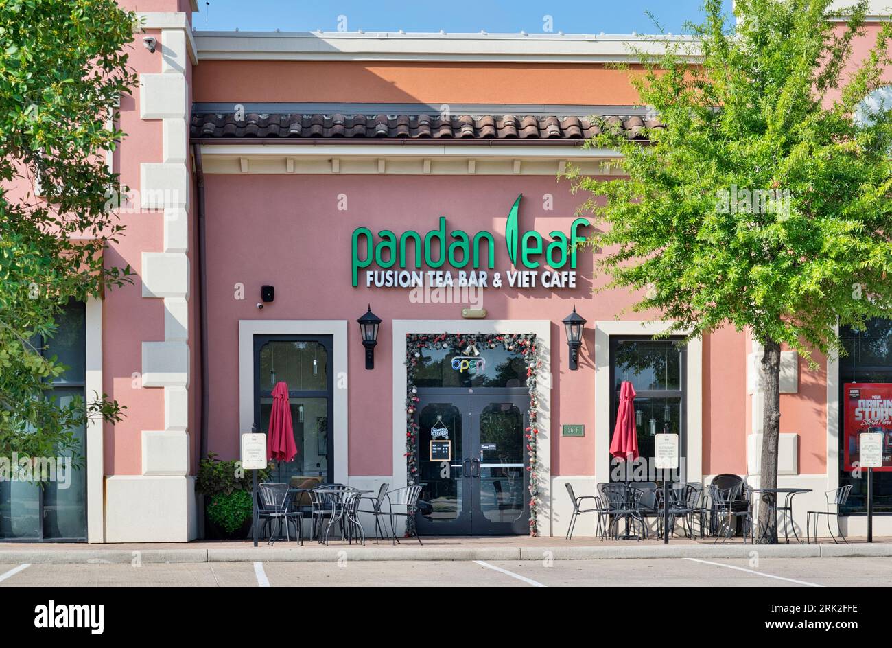 Houston, Texas USA 07-30-2023: Pandan Leaf tea bar storefront exterior ...