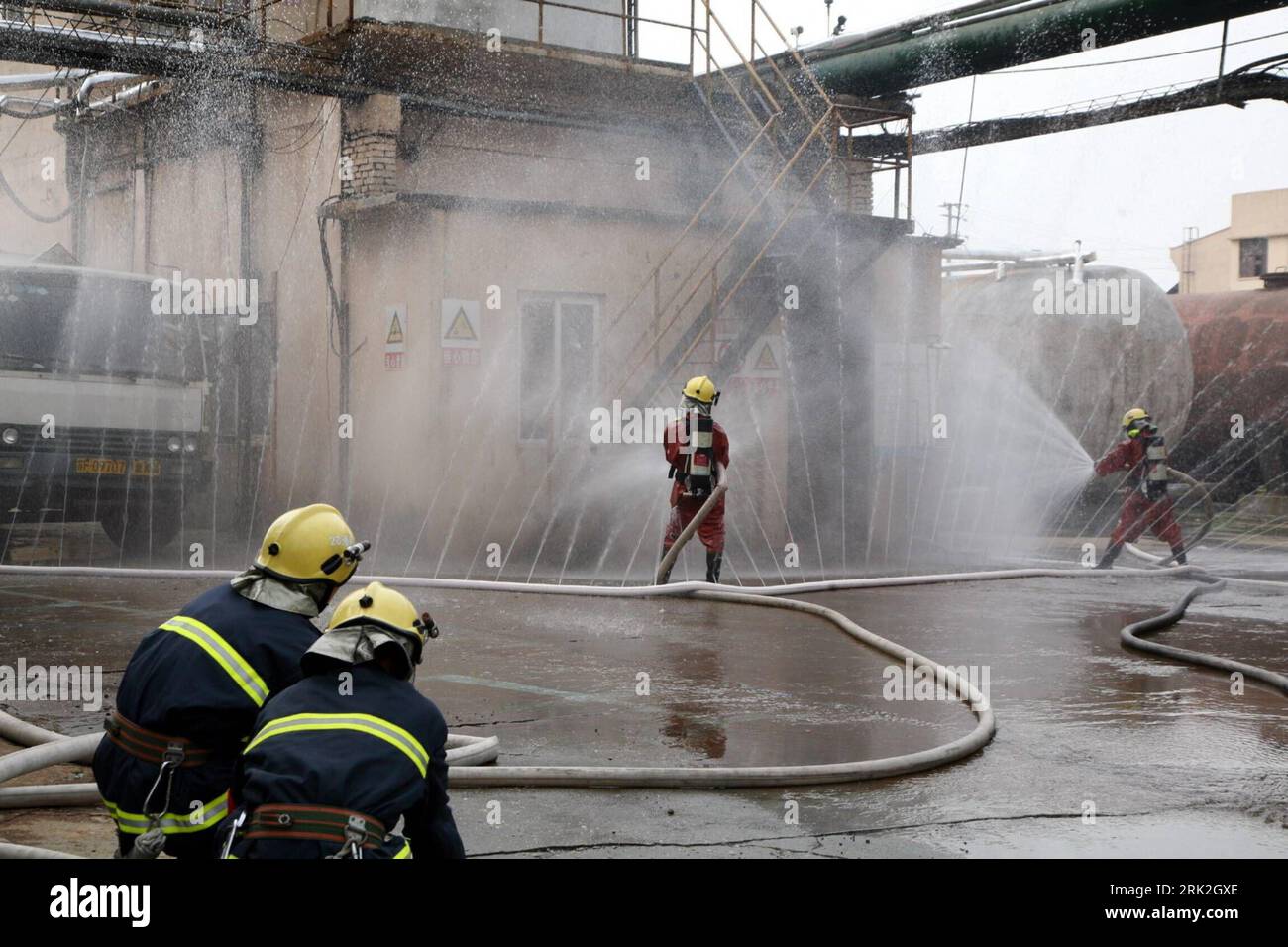 Jet fire accident hi-res stock photography and images - Alamy