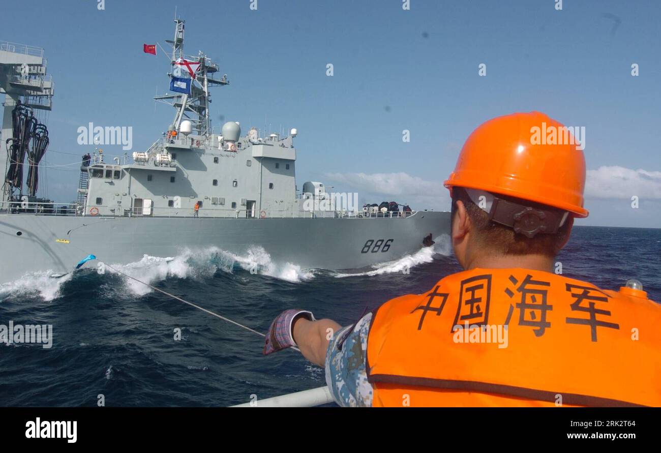 Chinese ship sea route hi-res stock photography and images - Alamy