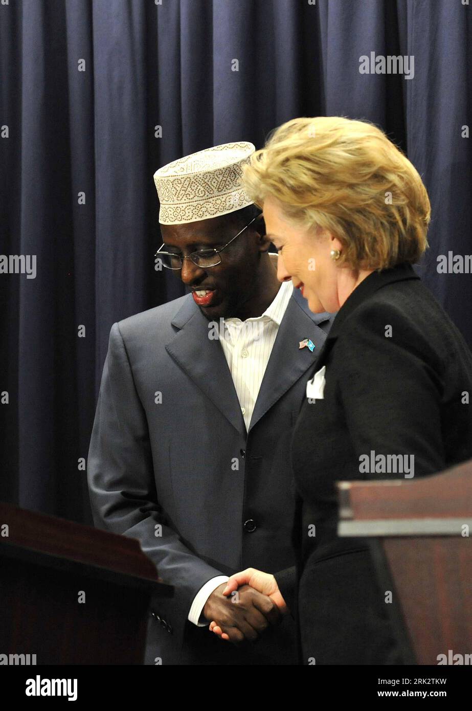 Somali president sheikh sharif sheikh hi-res stock photography and ...