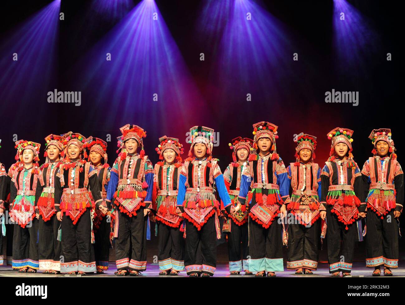 Ta ching hi-res stock photography and images - Alamy