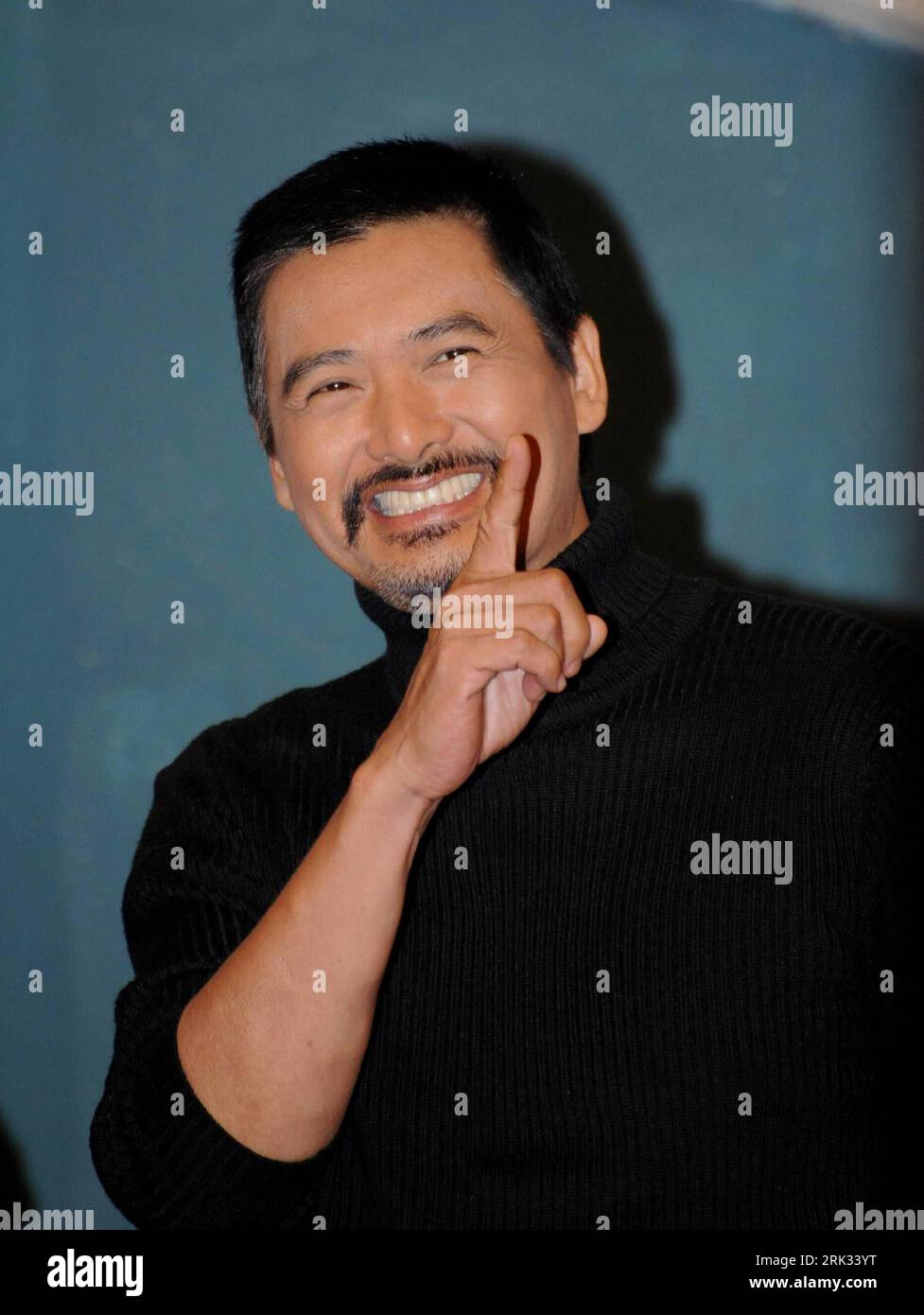 2 0 film hi-res stock photography and images - Alamy