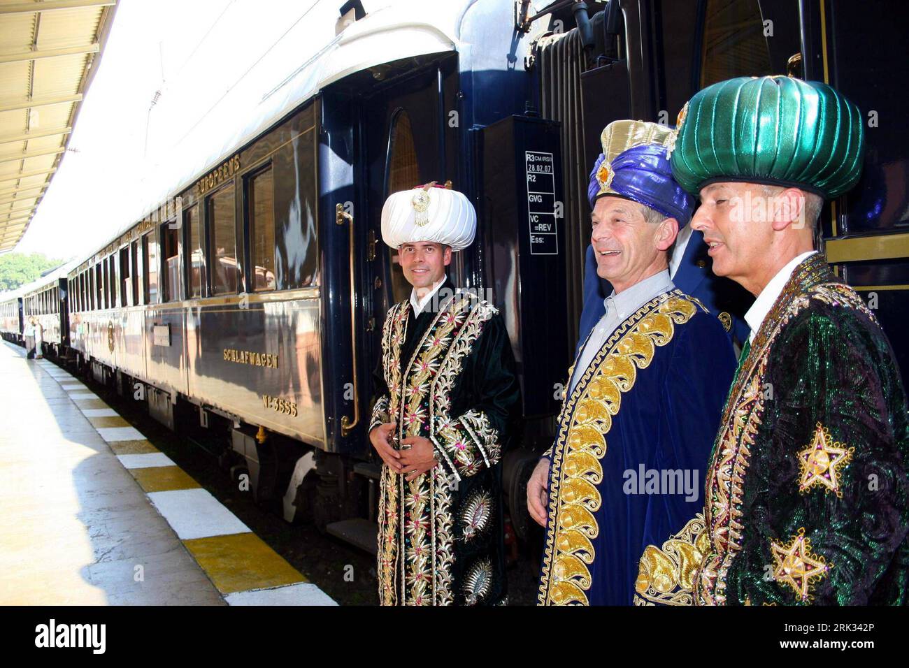 Railway express agency hi-res stock photography and images - Alamy