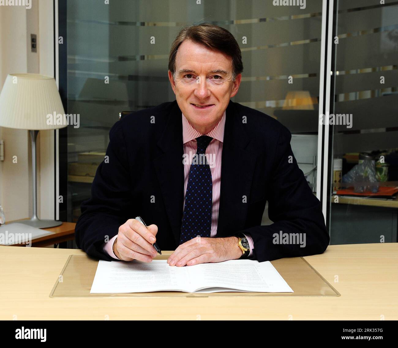 Lord mandelson hi-res stock photography and images - Alamy