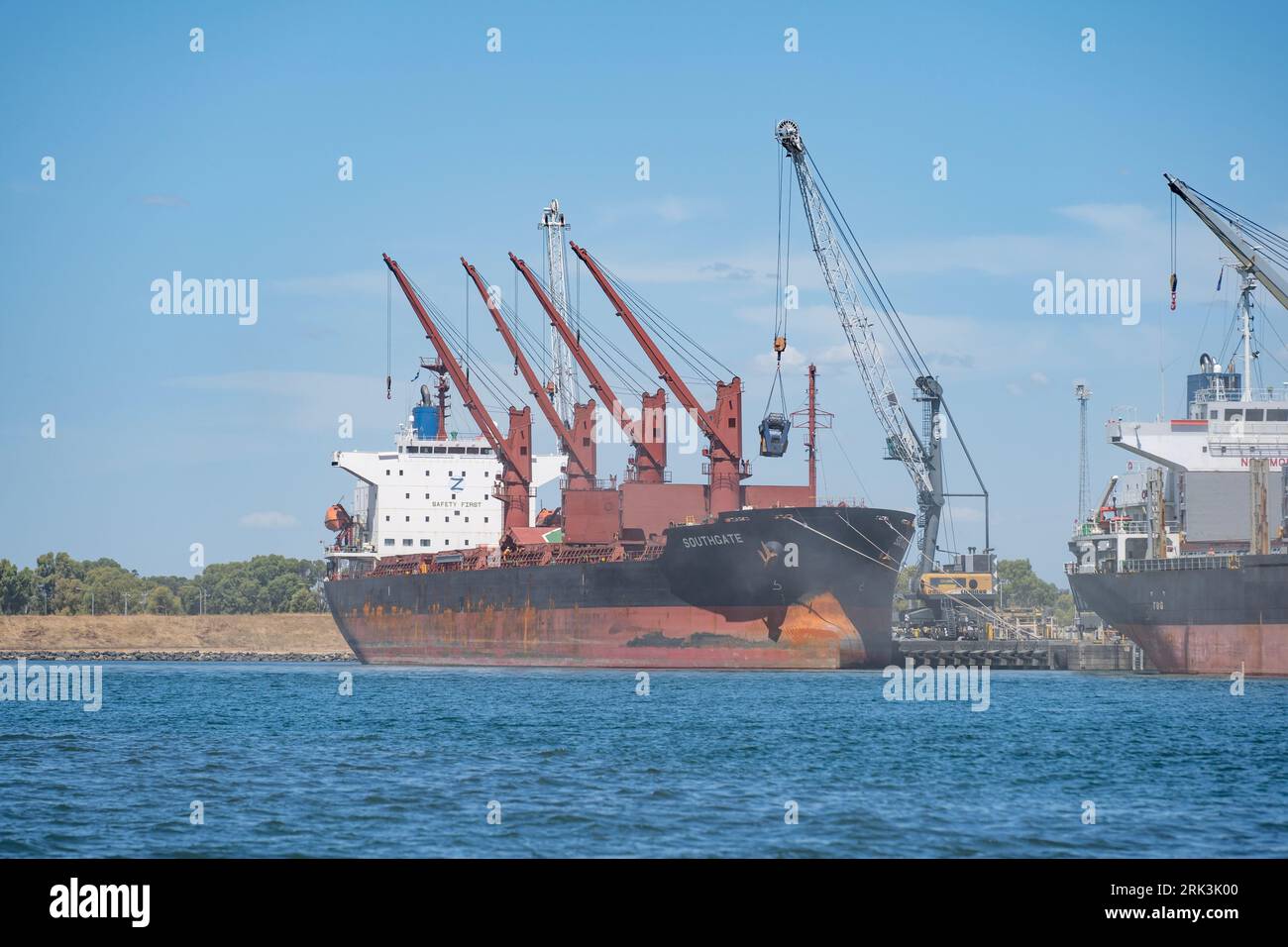 Ships at Bunbury Port, Western Australia Stock Photo - Alamy