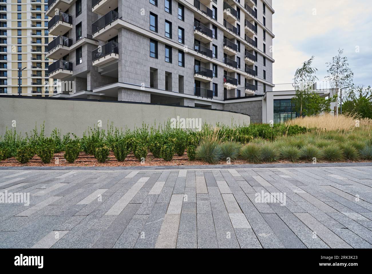 Real estate buildings hi-res stock photography and images - Alamy