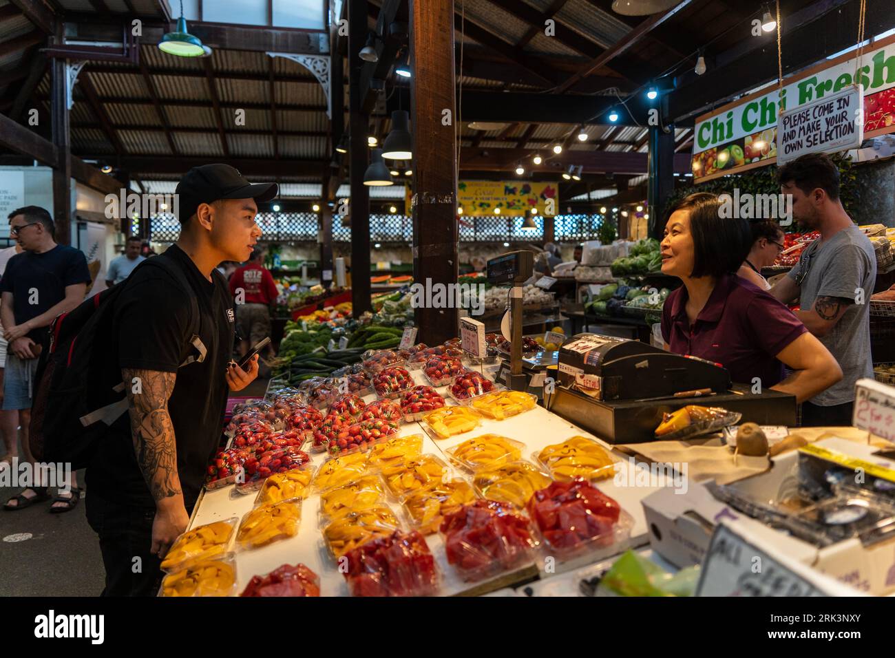 Shopping in fremantle hi-res stock photography and images - Alamy