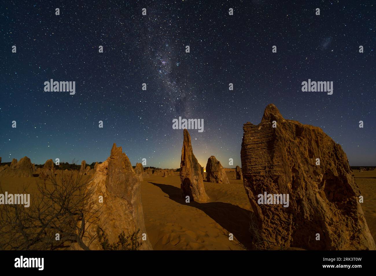 The pinnacles wa night hi-res stock photography and images - Alamy