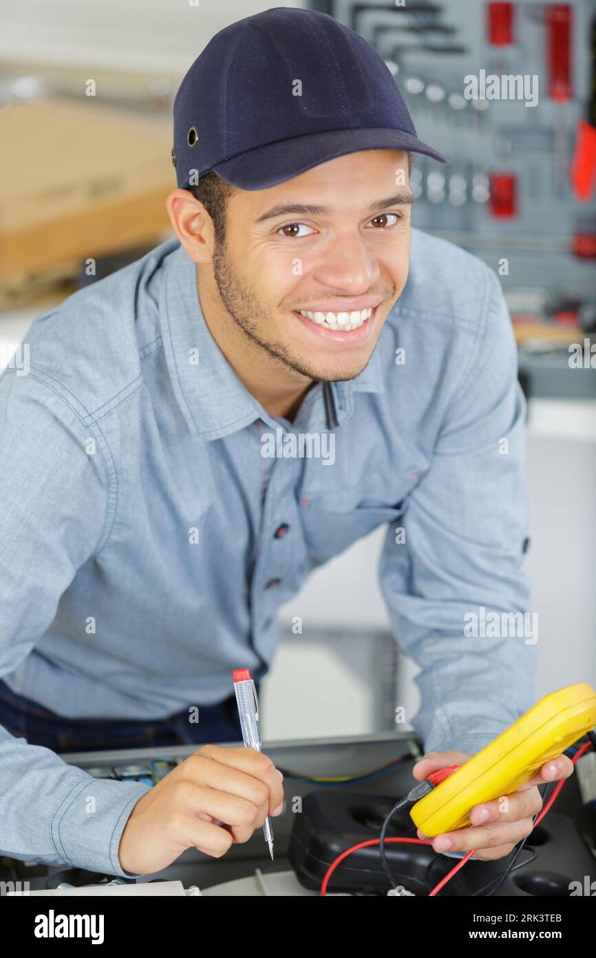 Electrician notes hi-res stock photography and images - Alamy