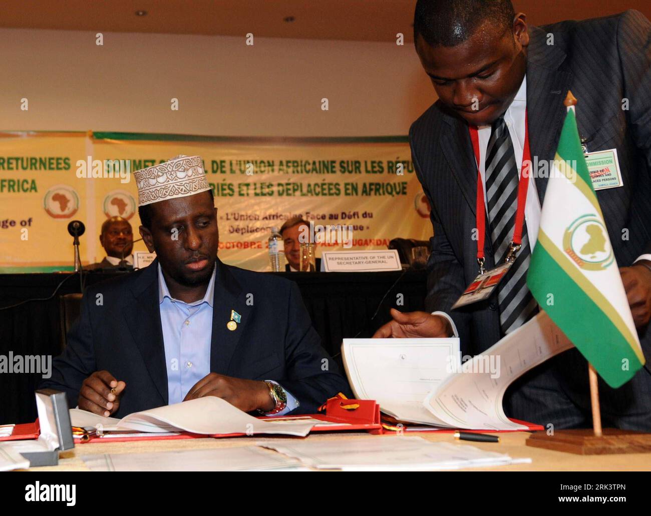 Somali president sheikh sharif sheikh hi-res stock photography and ...