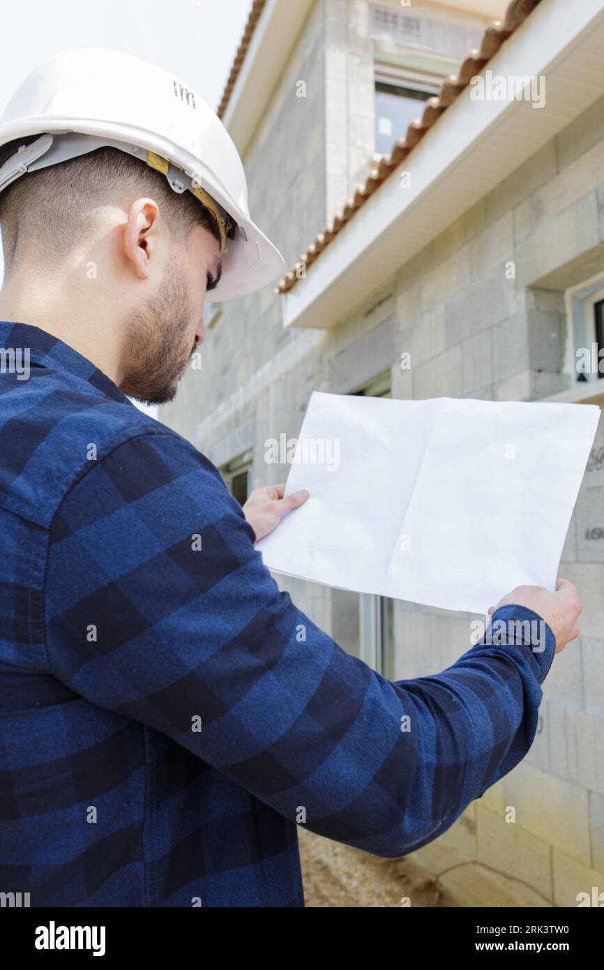 On site looking at drawing hi-res stock photography and images - Alamy