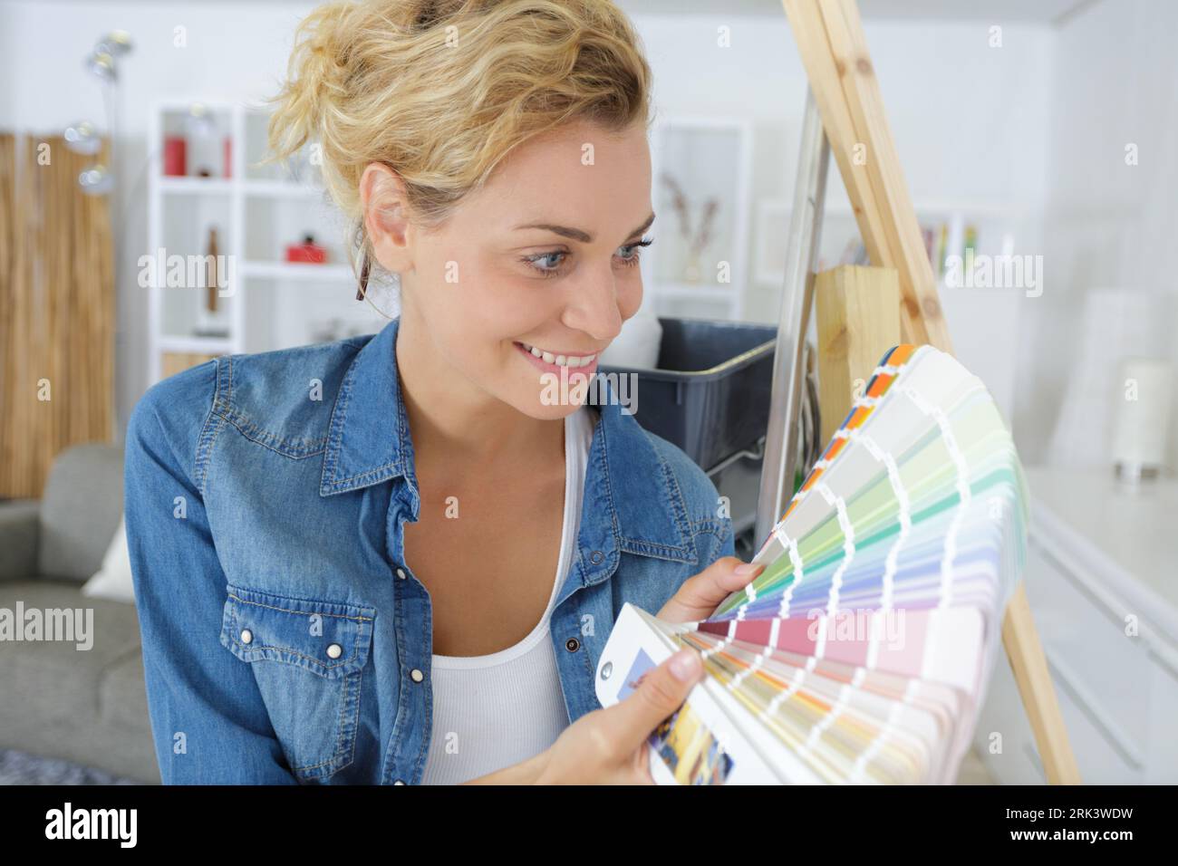 designer choosing between color swatches Stock Photo - Alamy