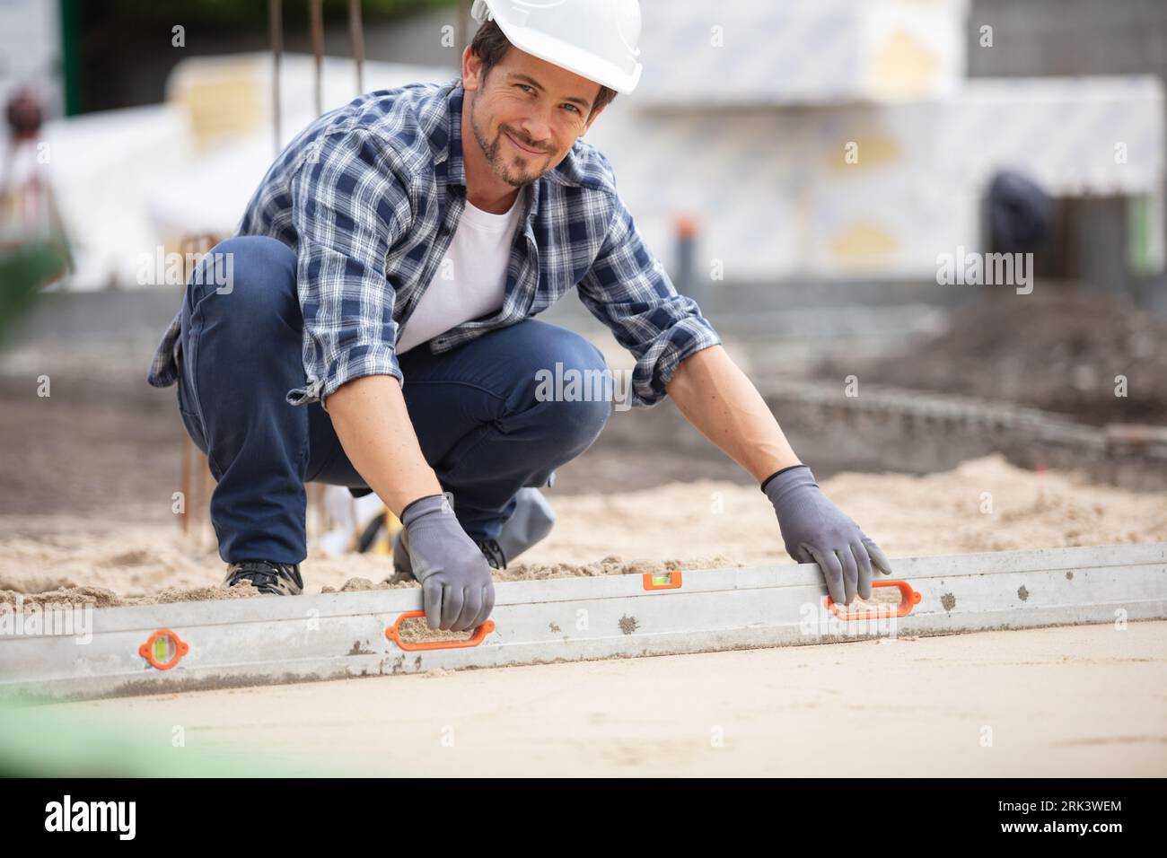 Screeding hi-res stock photography and images - Alamy